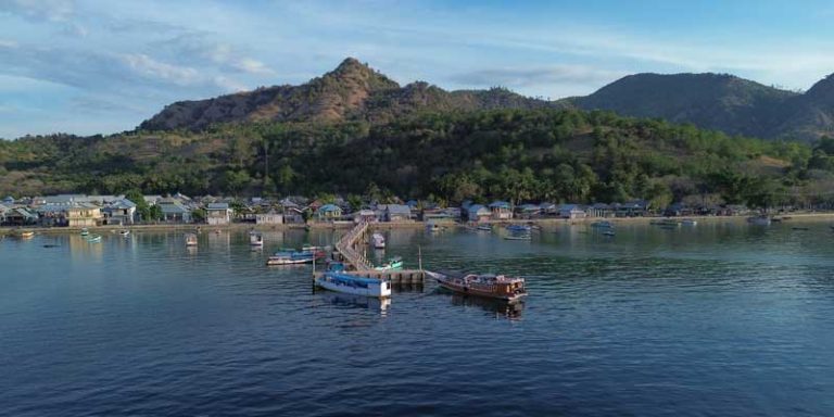 Can You Drink Alcohol in Labuan Bajo? Here's the Guide 2026 - Kanha ...